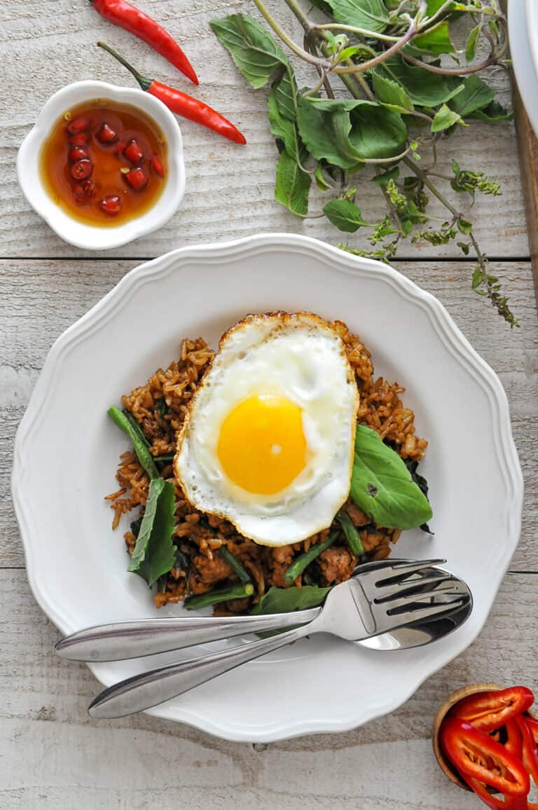 Holy Basil Fried Rice | Khao Pad Kra Pao | ข้าวผัดกระเพรา - Rachel ...
