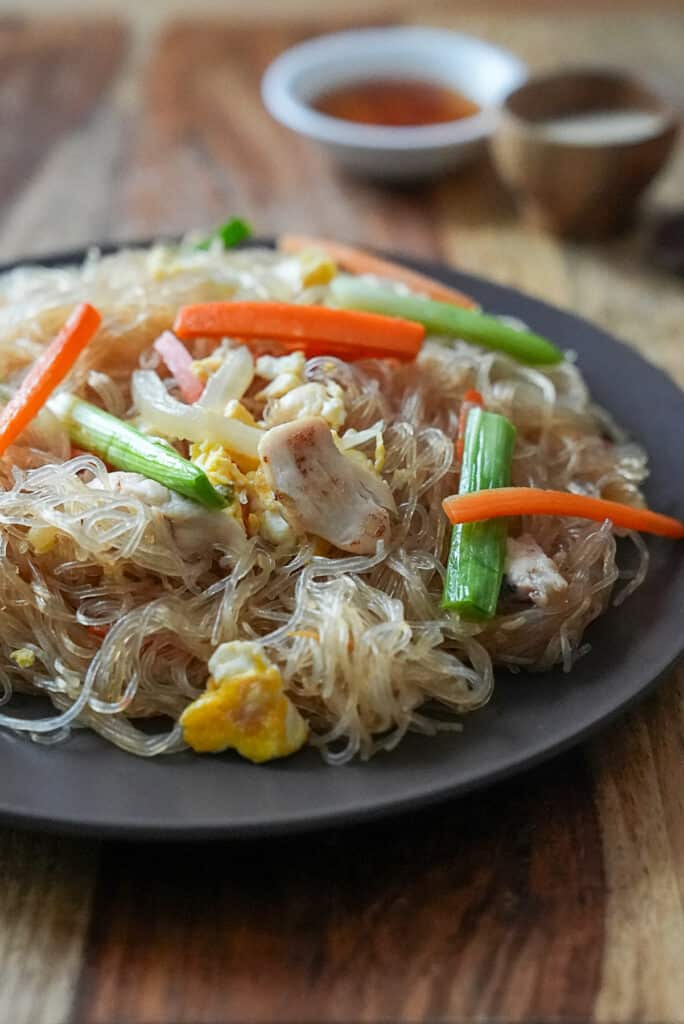 Glass Noodle Stir Fry | Pad Woon Sen | ผัดวุ้นเส้น - Rachel Cooks Thai