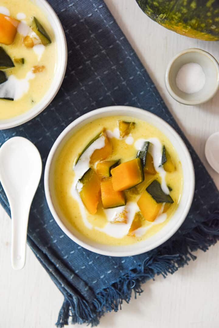Pumpkin in Coconut Milk | Gang Buad Faktong | แกงบวดฟักทอง - Rachel ...