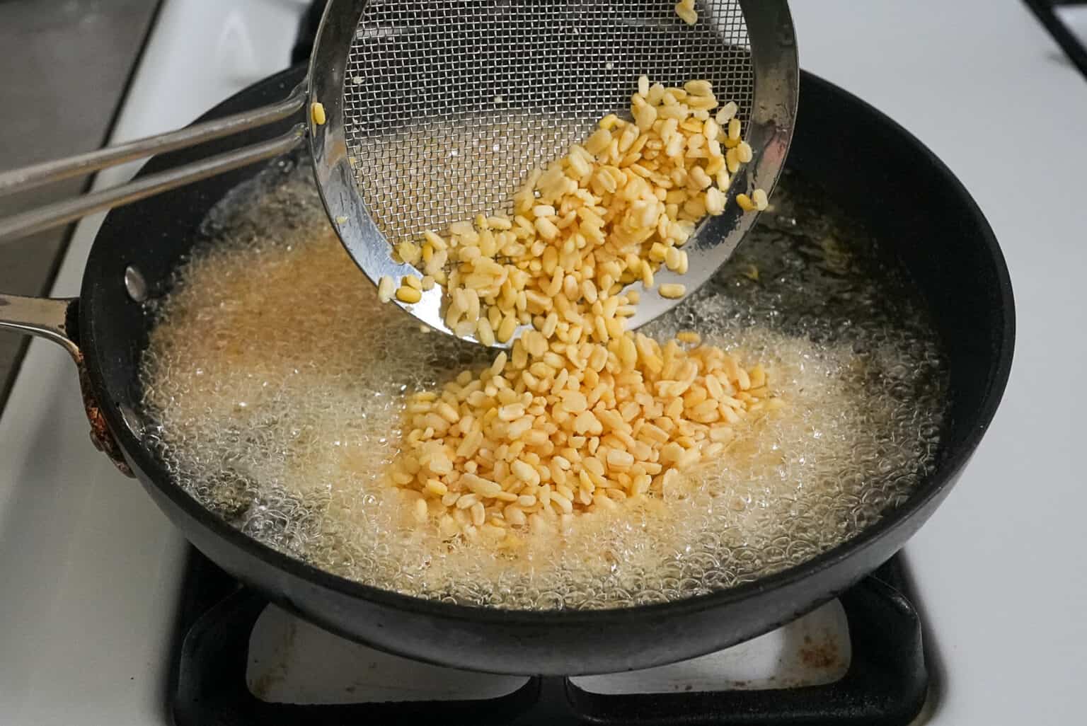 Crispy Mung Beans | Tua Tong Tod | ถั่วทองทอด - Rachel Cooks Thai