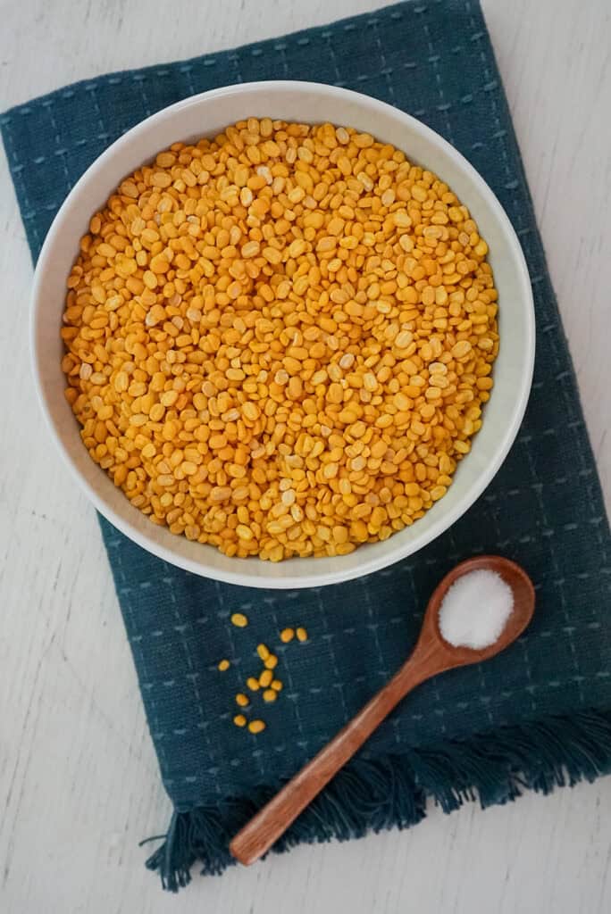 Crispy Mung Beans | Tua Tong Tod | ถั่วทองทอด - Rachel Cooks Thai