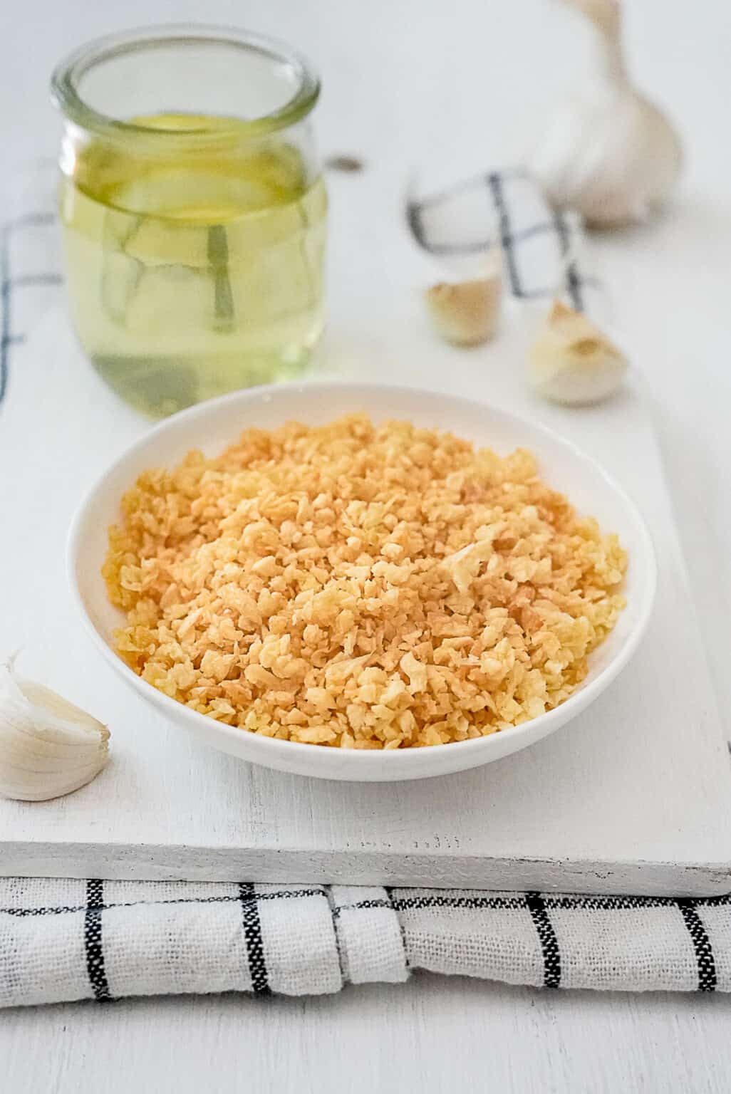 Fried Garlic and Garlic Oil | Gratiem Jeow | กระเทียมเจียว - Rachel ...