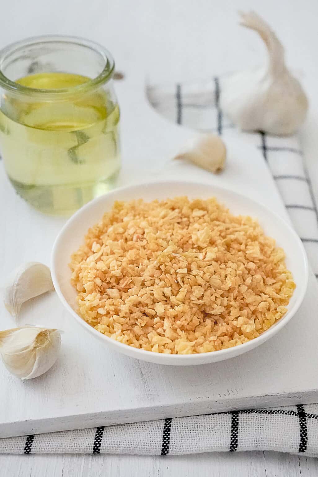 Fried Garlic and Garlic Oil | Gratiem Jeow | กระเทียมเจียว - Rachel ...