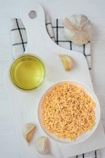 Fried Garlic and Garlic Oil | Gratiem Jeow | กระเทียมเจียว - Rachel ...