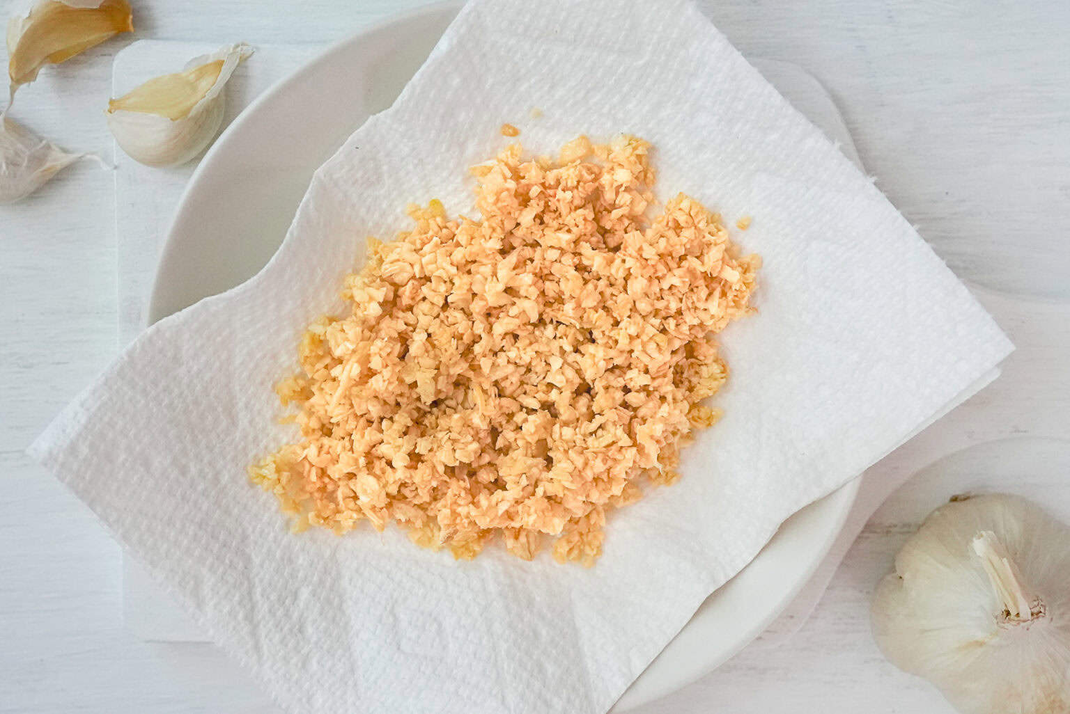 Fried Garlic and Garlic Oil | Gratiem Jeow | กระเทียมเจียว - Rachel ...